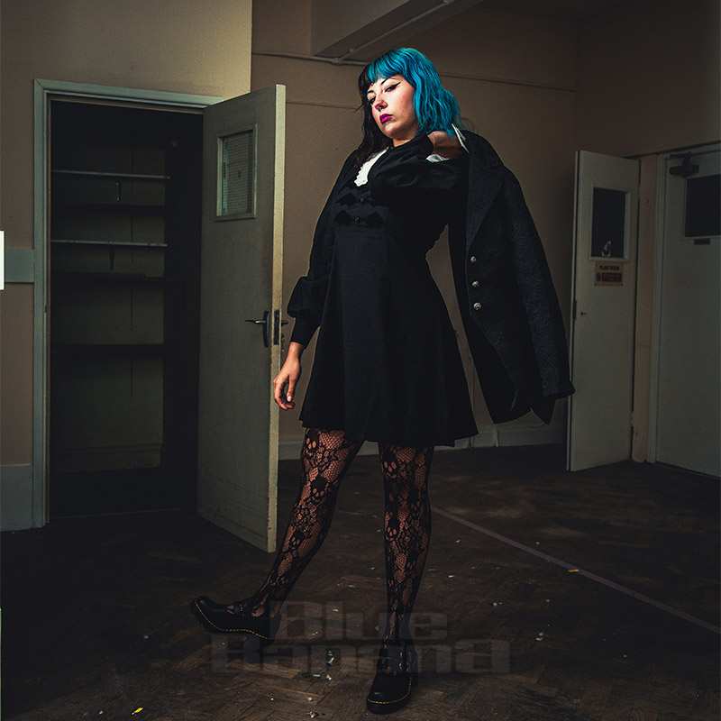 Bleeding Heart Embossed Floral Print Jacket | Vintage Fashion